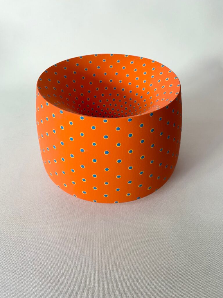 Marigold ‘Floating’ vessel by Grainne Watts – The Ceramic House